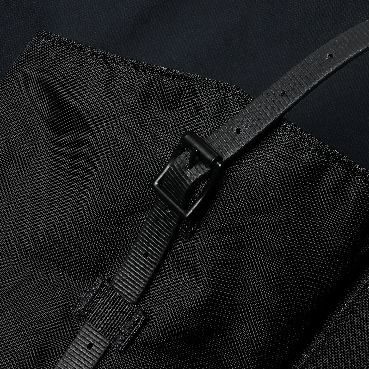 Frontpoint Gaiters - Black