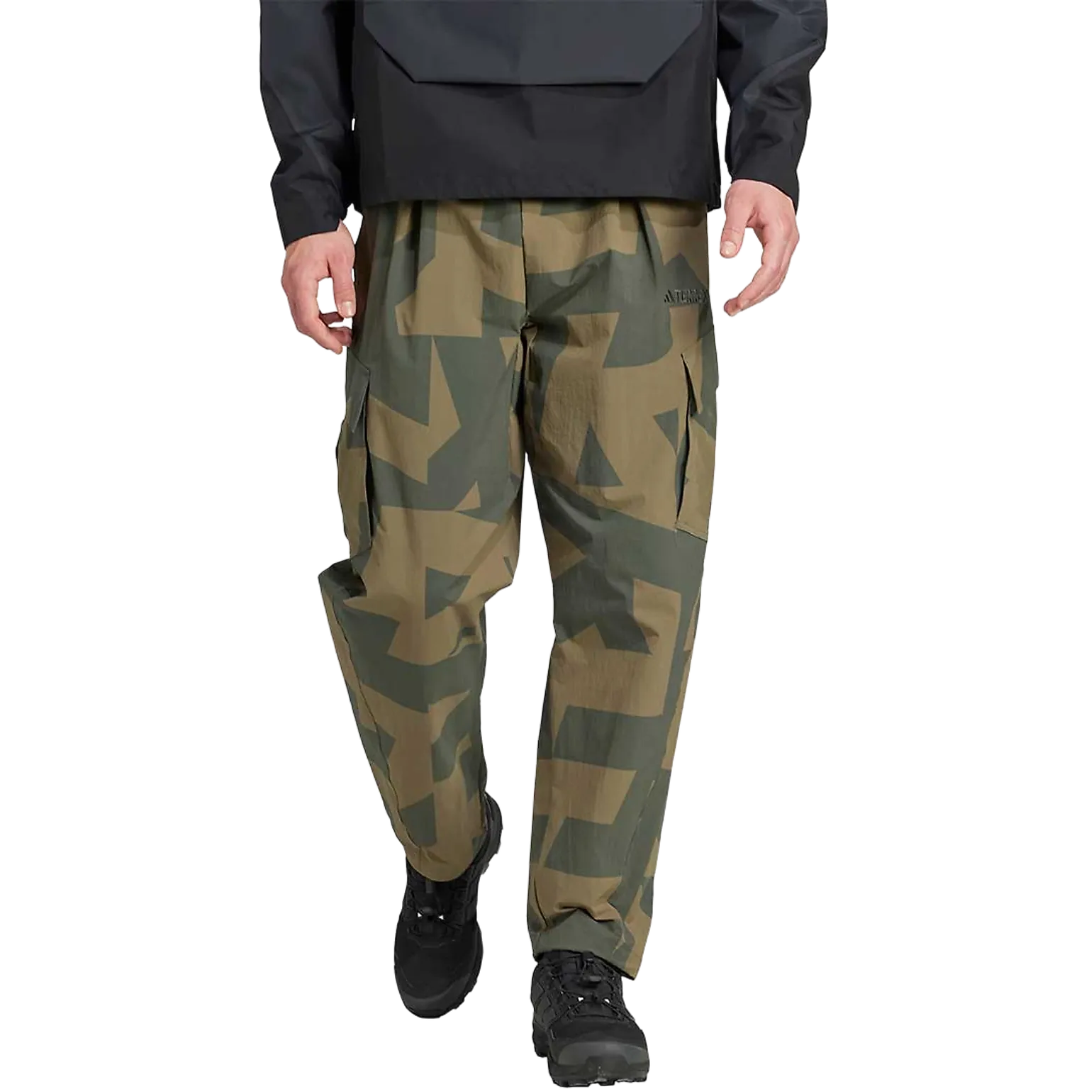 Adidas byxor | Tights och byxor från Adidas till herrar och damer